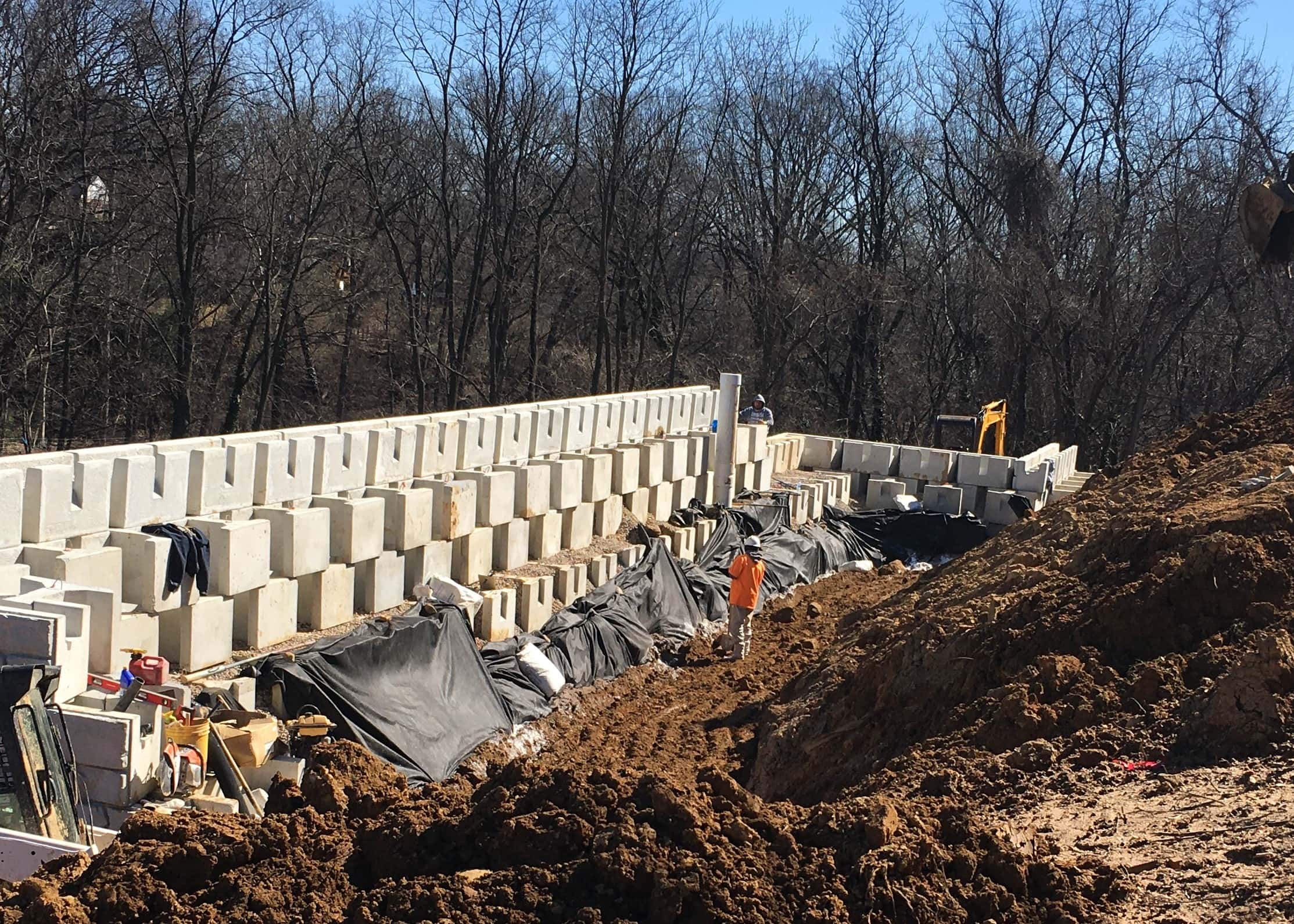 How Gravity Retaining Wall Extenders Make Utilities Easier to Install