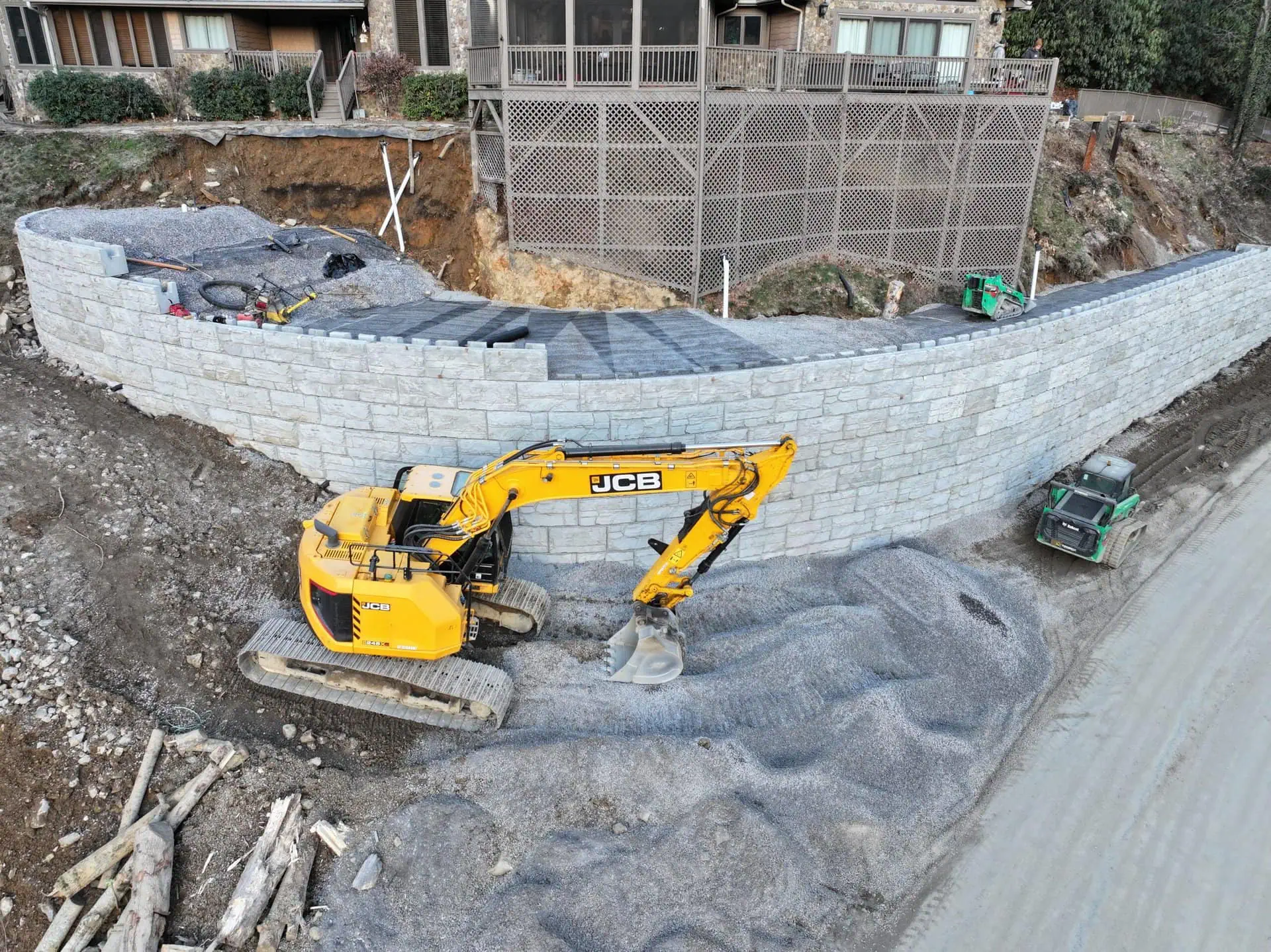 Emergency MagnumStone Wall Rescues Home After Hurricane