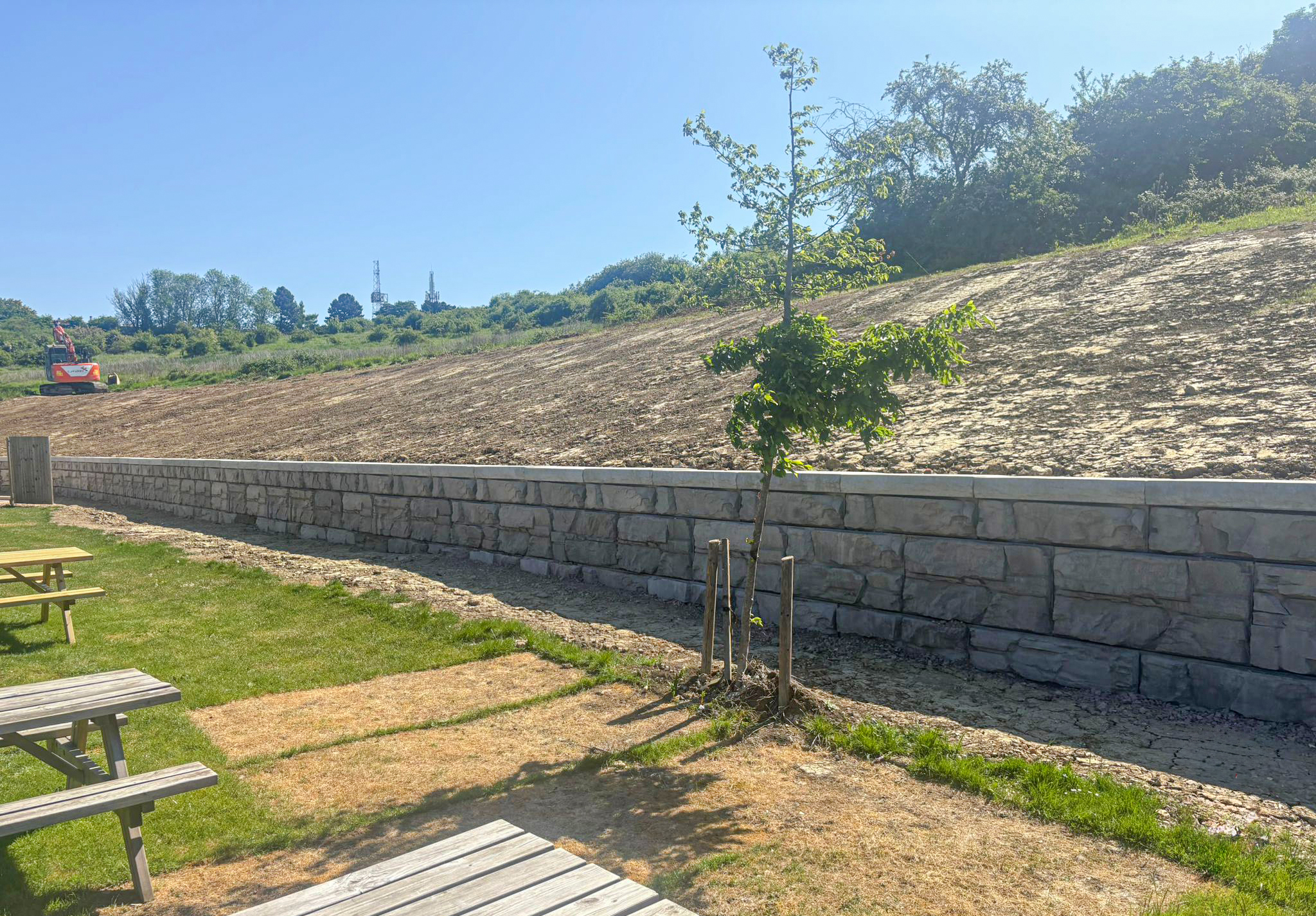 MagnumStone Gravity Wall Protects Reputable UK Leisure Center